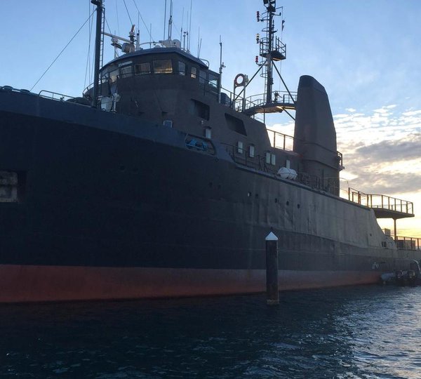 BLACK DIAMOND Yacht Charter Details, N.V. Scheepswerp "Dewaal ...